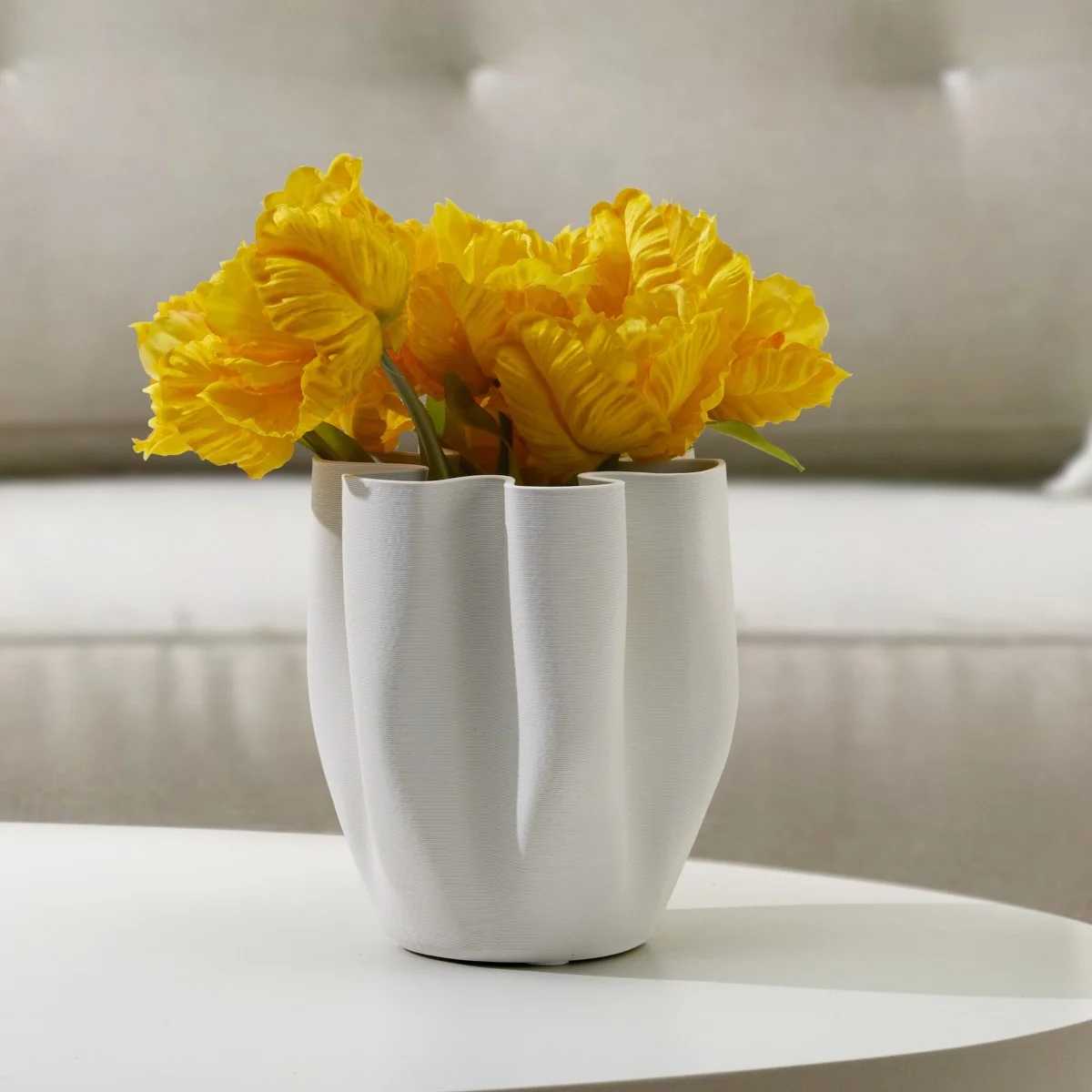 Trendy vases for every ambience